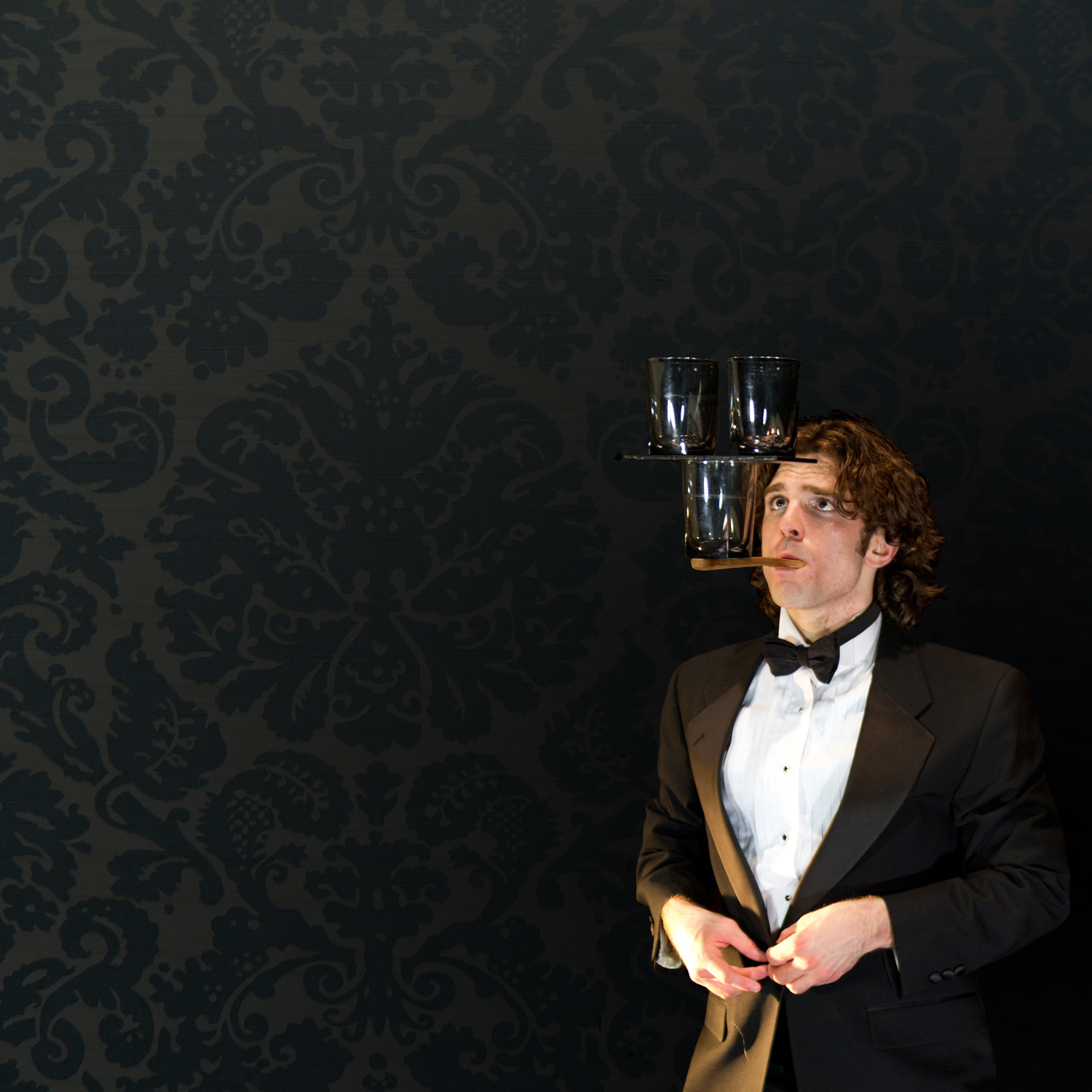 ShowSquare ⋆ Thom Wall